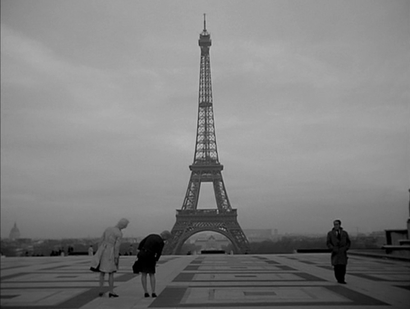 36 vues de la tour Eiffel 27/36 – ArchiKino
